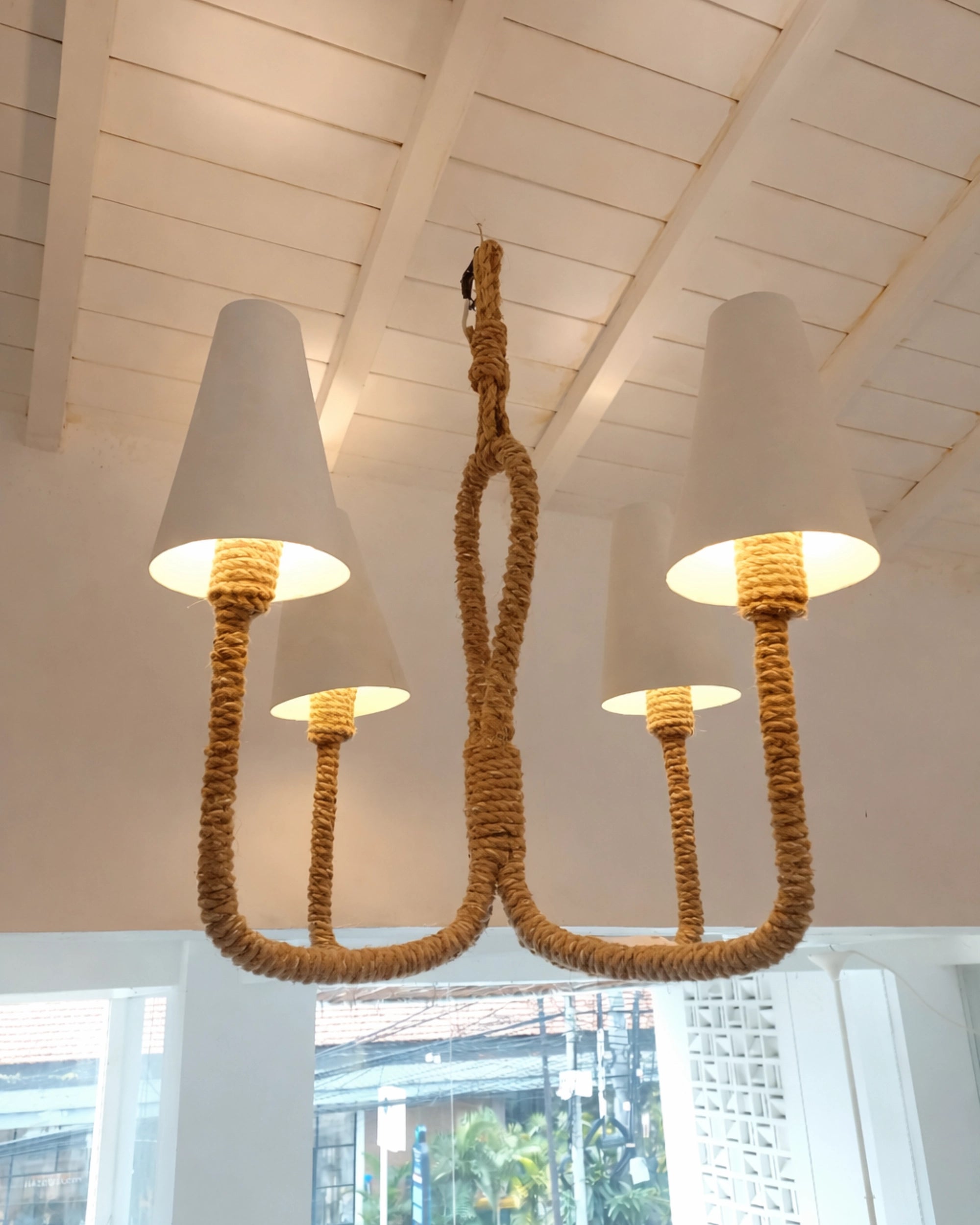 CALDER HANGING LIGHT – The Medium Design
